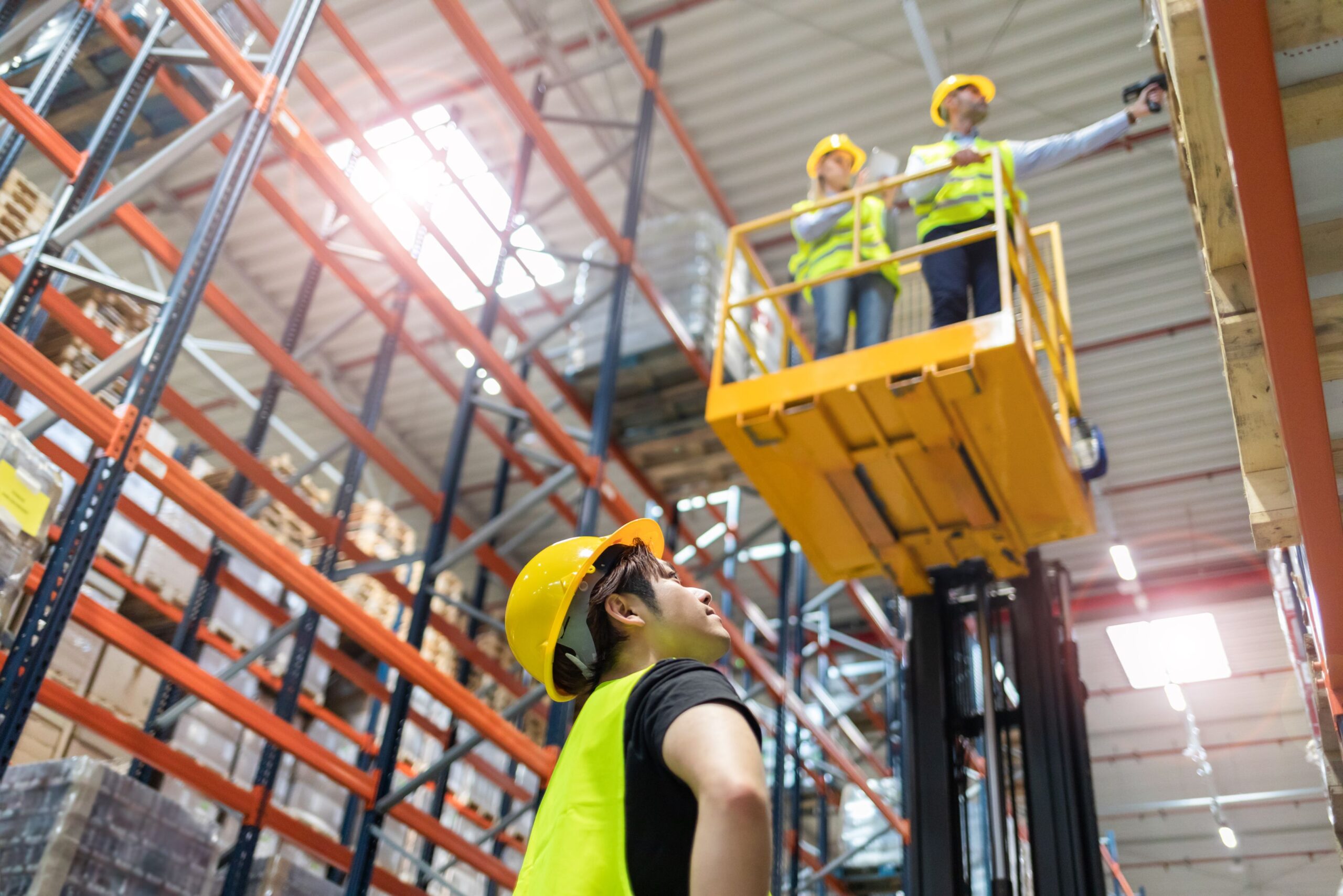 Plataforma Elevadora Articulada: Trabajos en altura